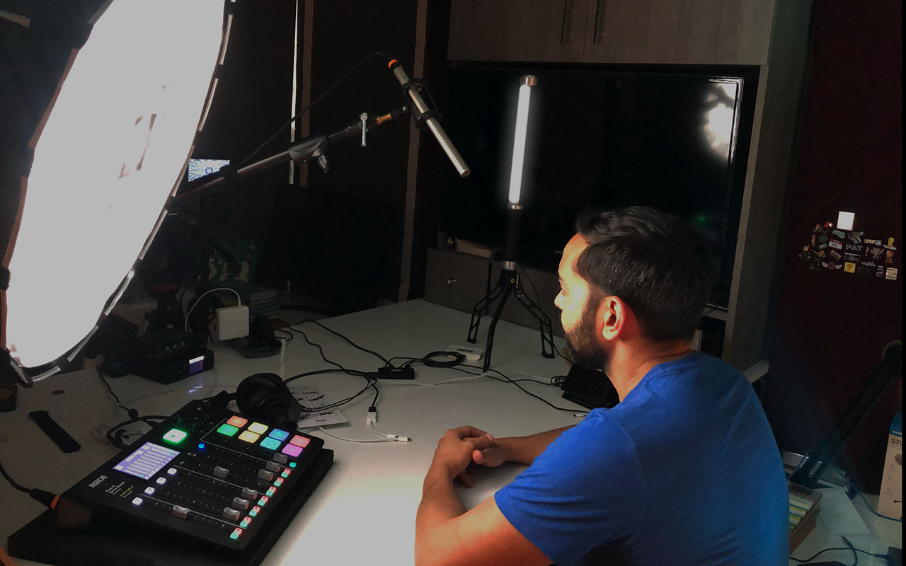 My Live Streaming Equipment and Setup - Pat Flynn